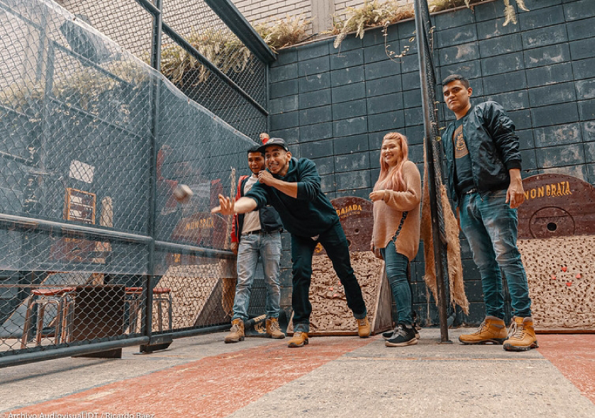 Tour del tejo y cerveza artesanal en Bogotá - Go and Travel